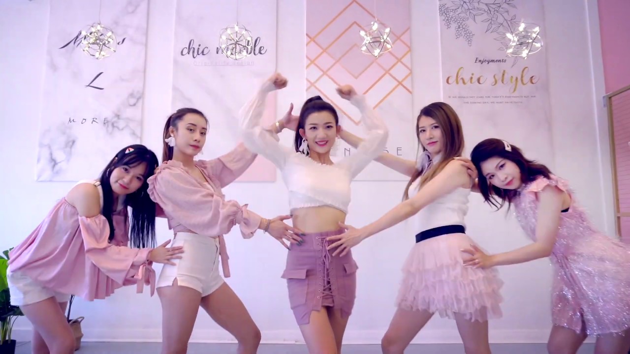 Favourite- Hush DANCE COVER by TheMovesDanceStudio Perth WA - YouTube