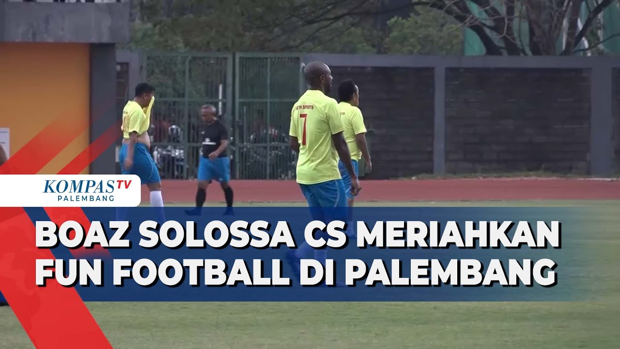 Boaz Solossa Cs Fun Football di Palembang - YouTube