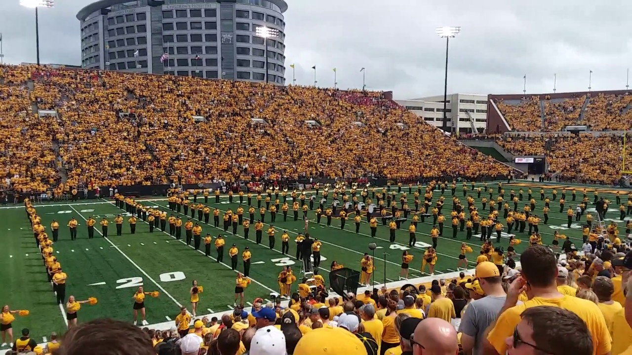 Iowa Fight Song (Iowa v NIU, 2018) - YouTube