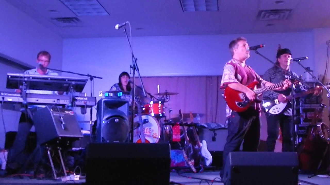 Large Flowerheads (Double Shot) - American Club; Coplay - September 12 ...