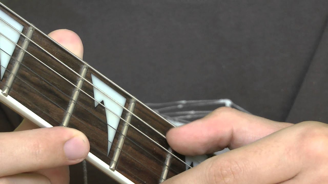 Guitar Lesson: How To Tune A Guitar A string - YouTube