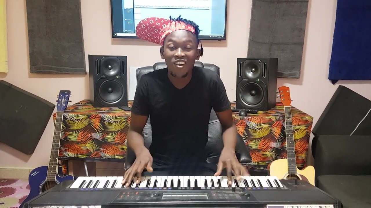 saviour Bee Piano seben - YouTube