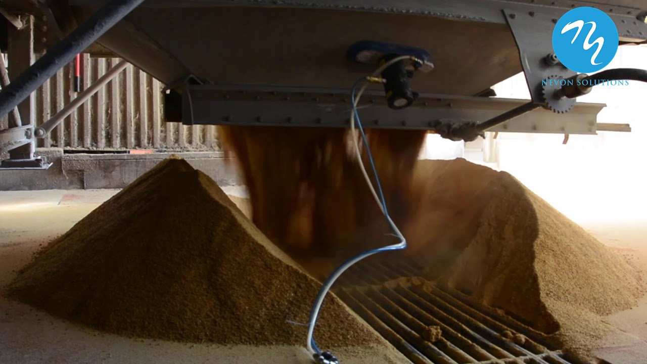 Vibratory Silo Hopper For Grain Chemical Plastic Cement Powder ...