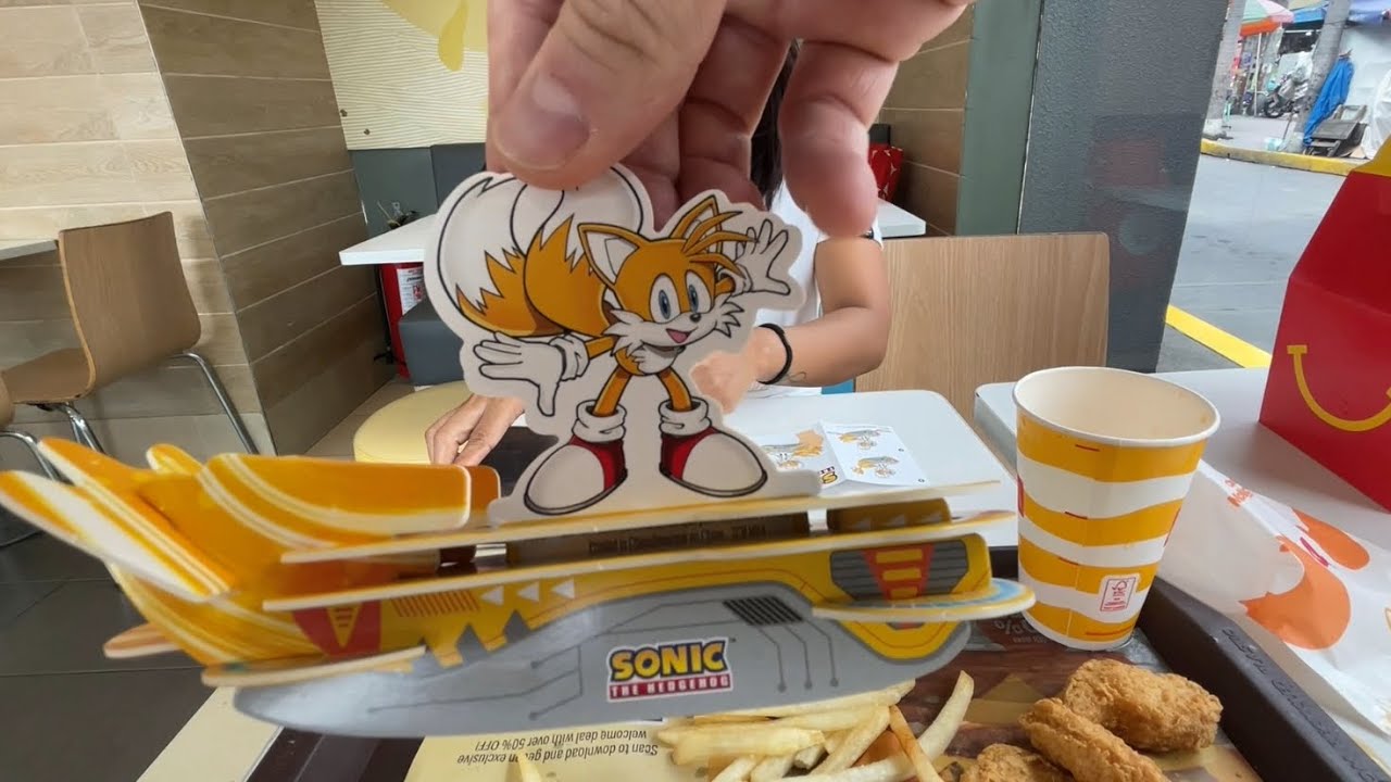 SONIC THE HEDGEHOG @ McDonald’s | #2 Tails Hoverboard | Happy Meal Toys ...