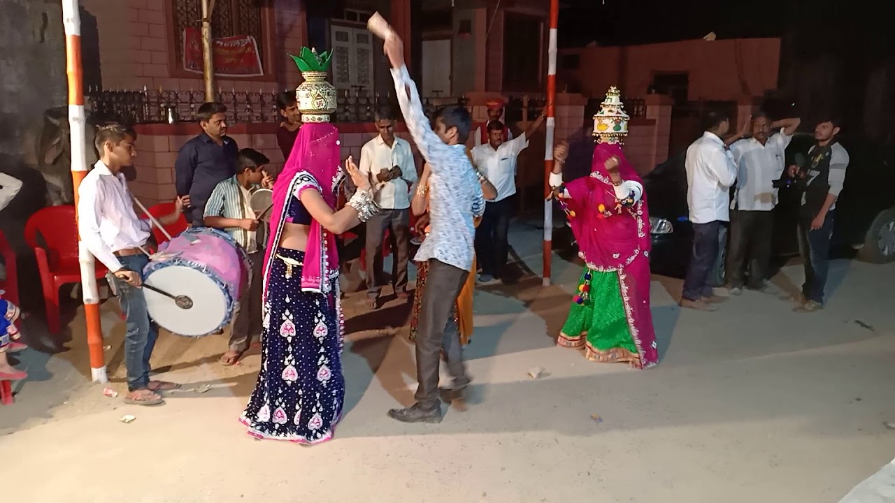 Rajasthani Kalash Dance on Wedding - YouTube