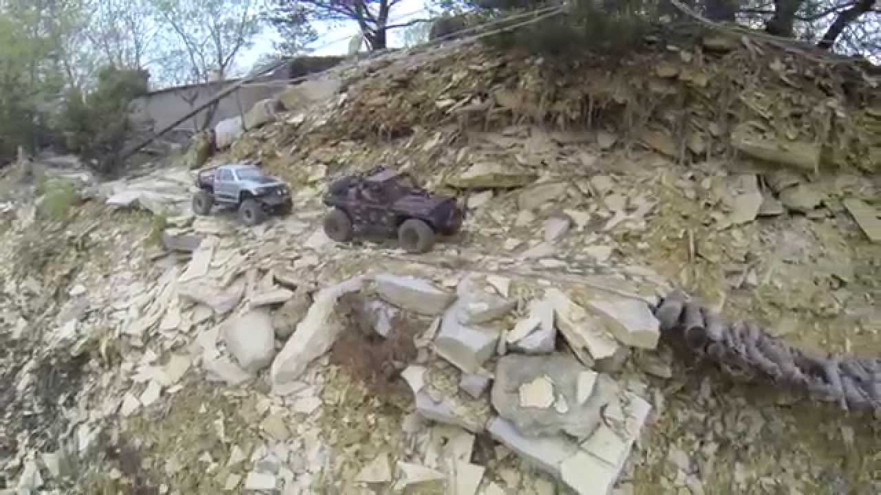 Axial SCX10 & Wraith on Tour - YouTube