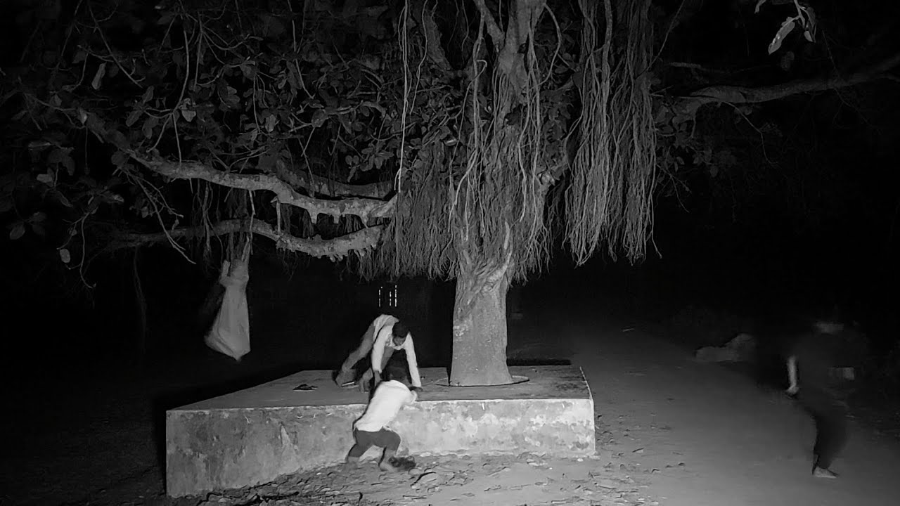 🔴When boys Playing ludu the ghost attack - YouTube