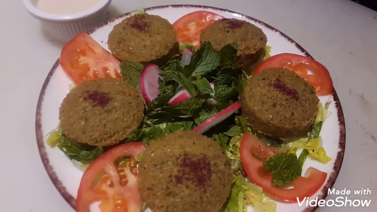 فلافل المطاعم وأسرارها طعمية مصرية flafel # taamia ##food - YouTube