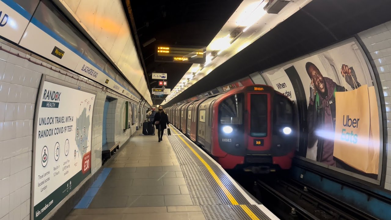 Victoria Line 2009 Stock at Blackhorse Road - YouTube