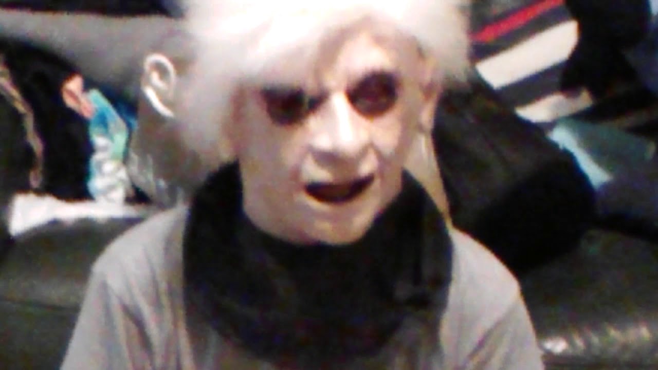 The Gemmy Fan as Dr. Shivers... - YouTube