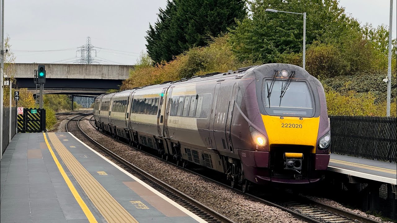 EMR Class 222 passing through East Midlands parkway bound for ...