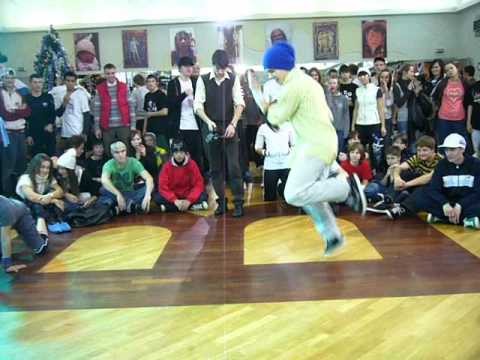 Bboy DIAMOND and Bboy Mini BOSS - UNIQUE style 2 - YouTube