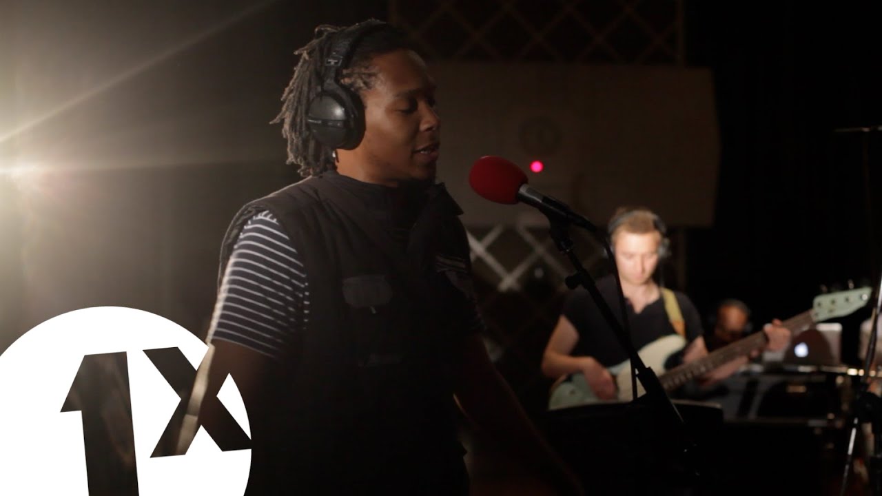 Merky Ace - Woo Riddim (Live From Maida Vale) - YouTube