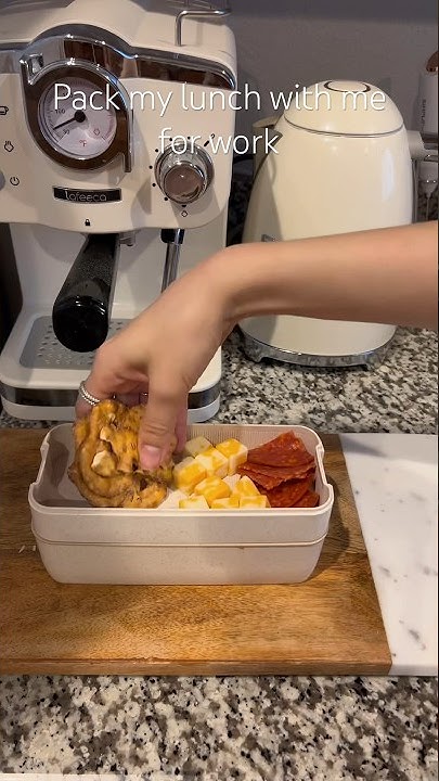 ASMR pack my lunch with me 🤍 - YouTube