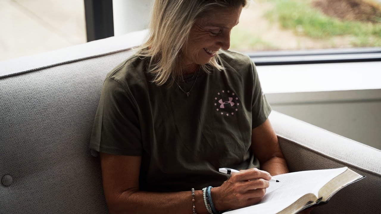 Felicia • Reading The Bible - YouTube