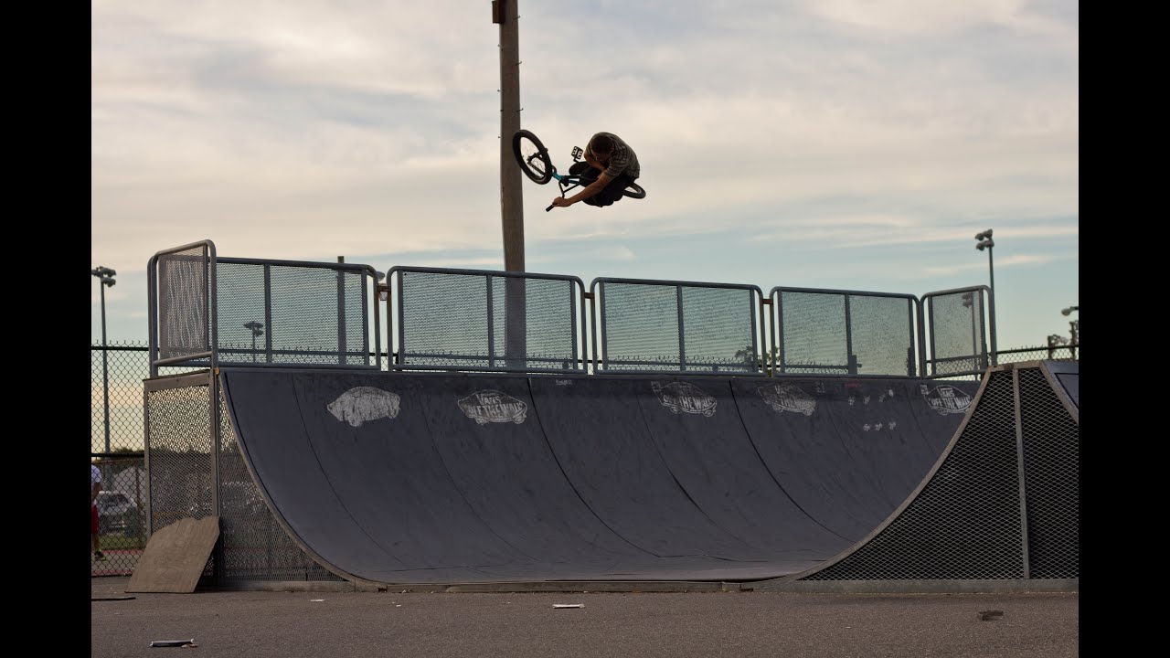 Anthony Panza @ Tanner Skatepark 2013 - YouTube