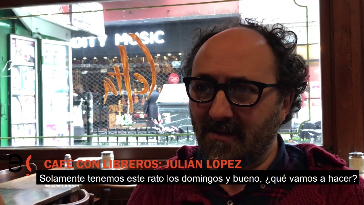 Café con libreros | Julián López, autor de La ilusión de los mamíferos ...