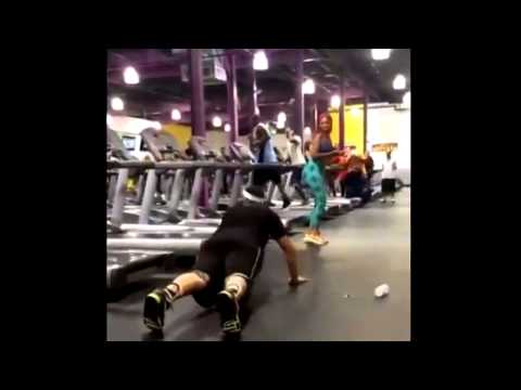 Когда засмотрелся на отличные формы