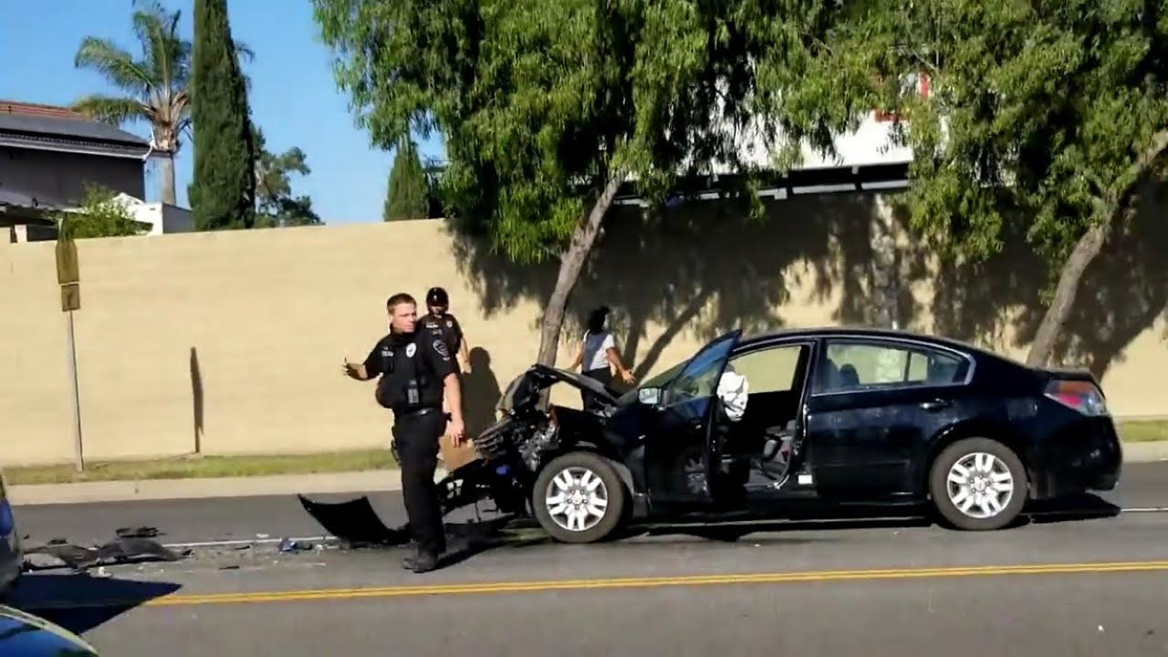 NISSAN ALTIMA TOTALED ACCIDENT FIRE AND POLICE RESPOND FONTANA 07/03/20 ...