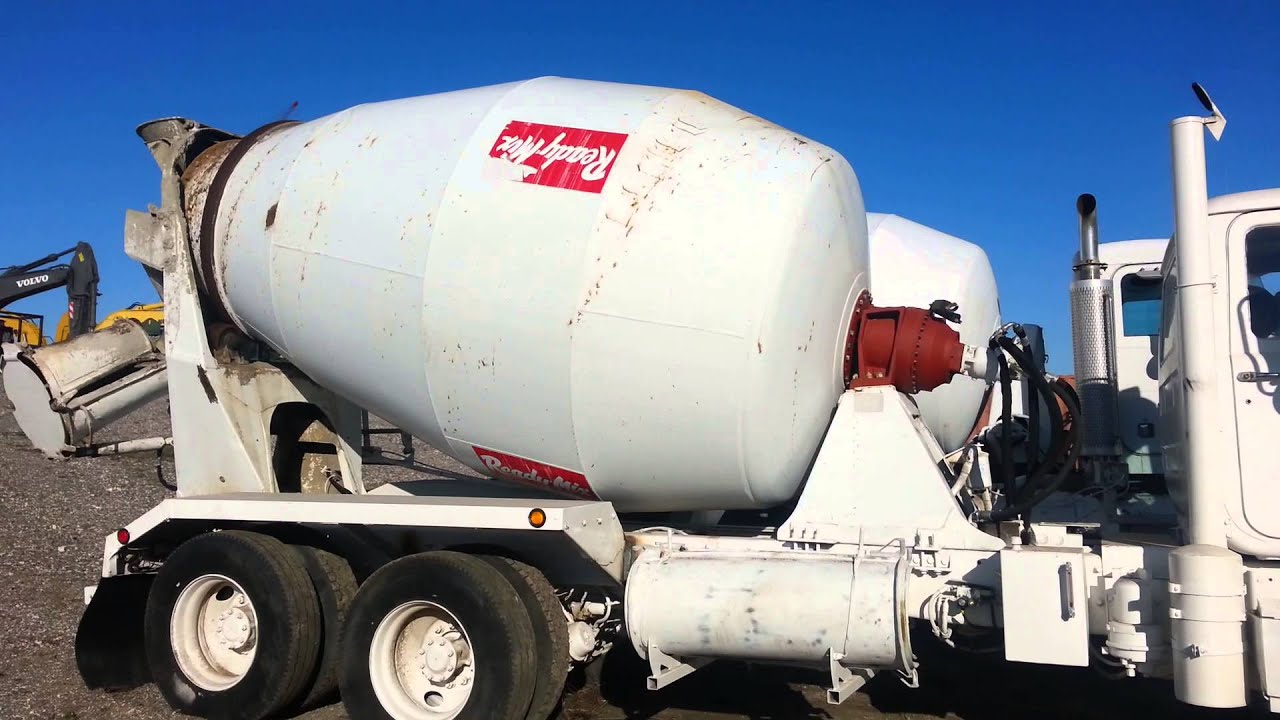 2003 Mack DM690S Mixer truck - YouTube