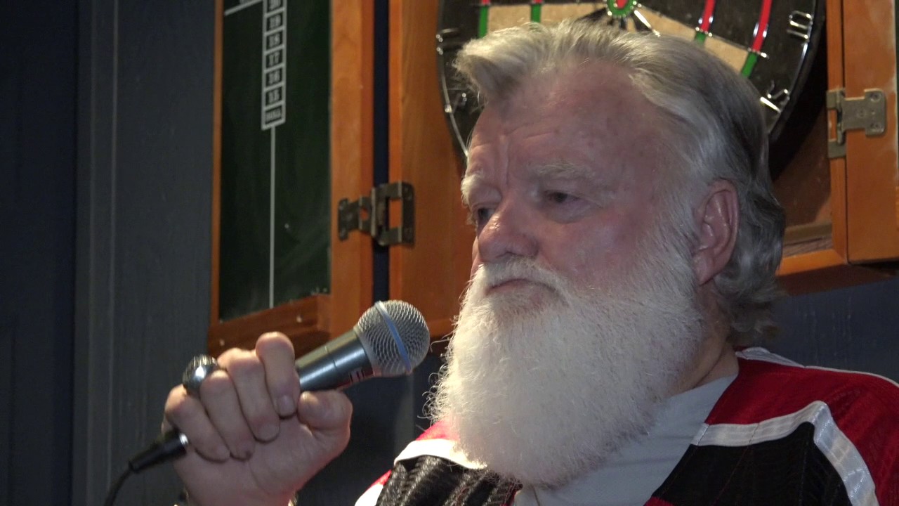 Larry Moore Live at the Wine Down 5-18-17 - YouTube