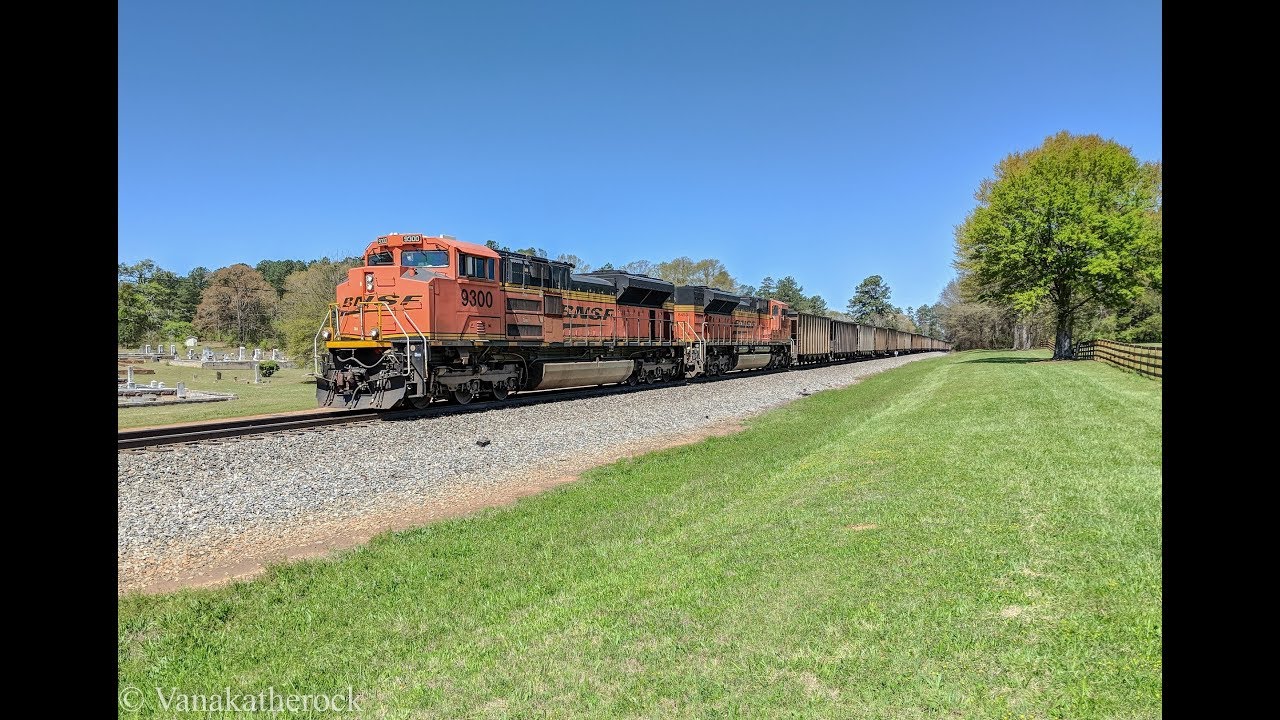 NS 738 Southbound with all BNSF ACe power + K5LLA - YouTube