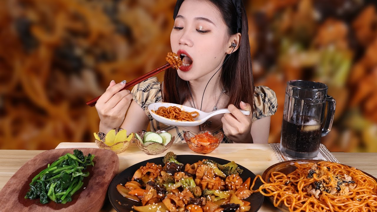 Roey eating/Mukbang)SUB/Fried Vegetable Fried Sauce Noodles/ASMR eating ...