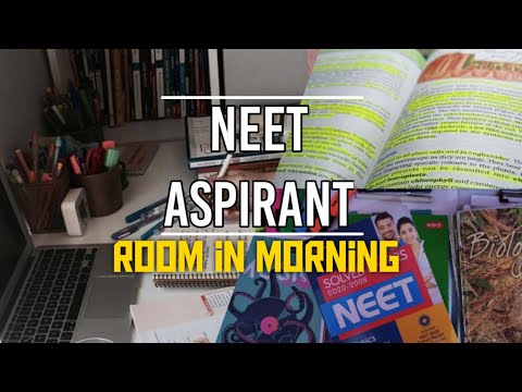 NEET aspirant study table tour - YouTube