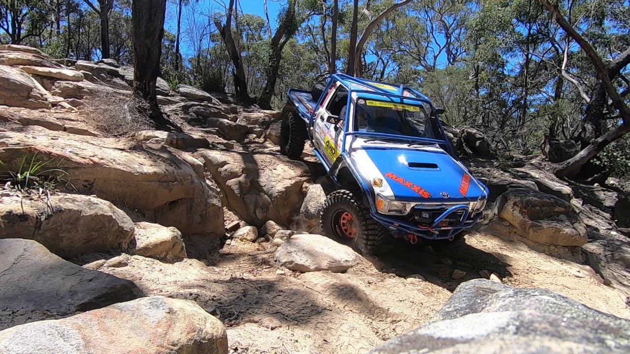 Toyota Hilux ln106 Rockcrawling Arb airlockers trailgear crawler twin ...