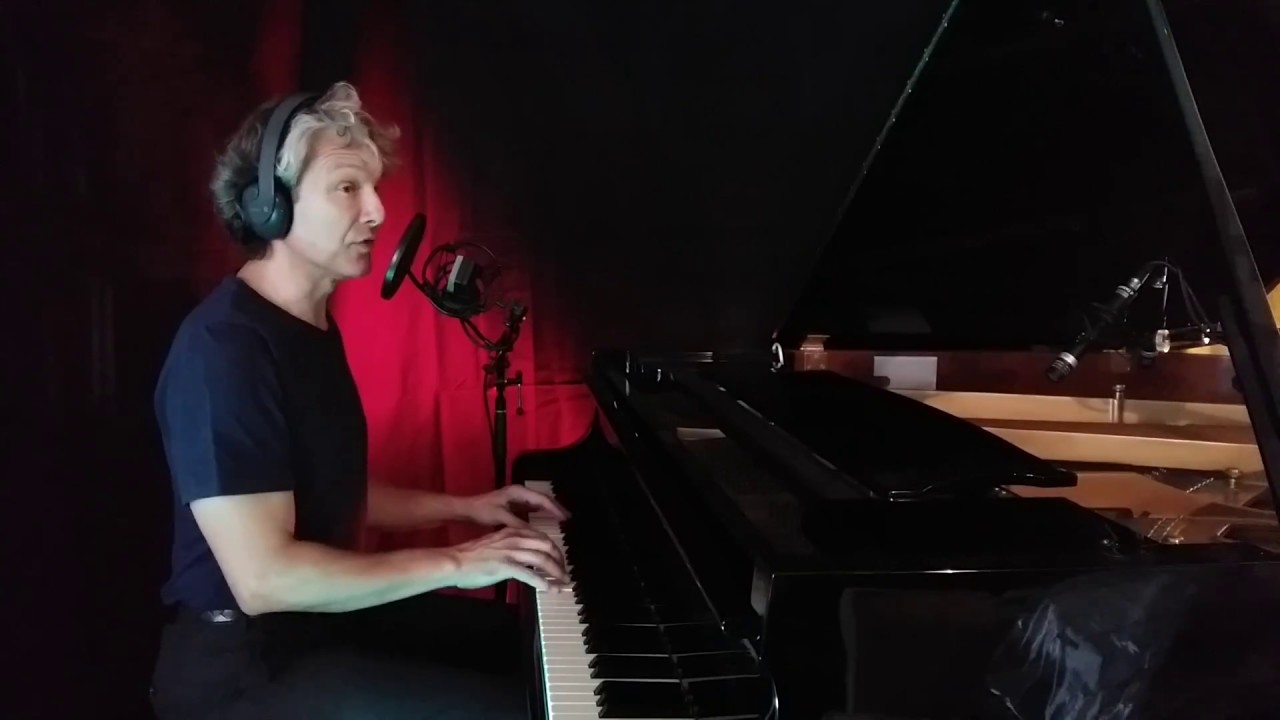 David Vaughan Solo - Sentimental Journey - YouTube