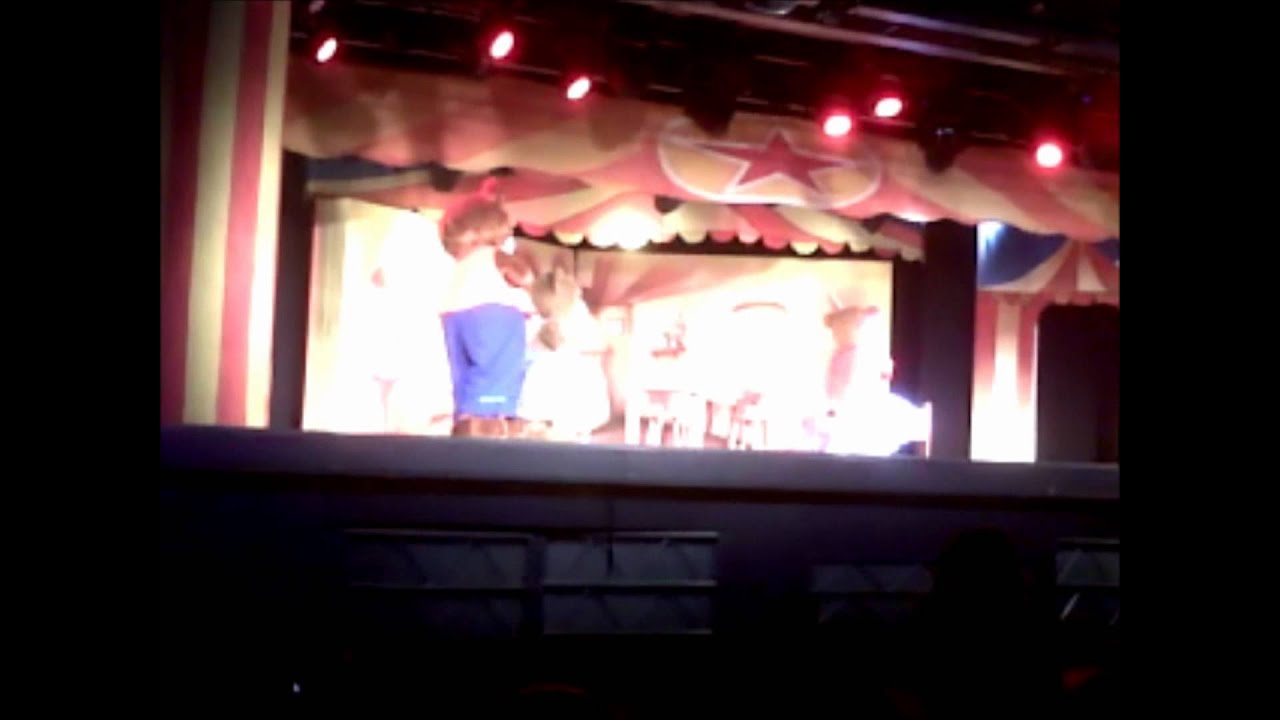 Butlins Storybook Panto Goldilocks And The Three Bears Part 4 (End Of ...