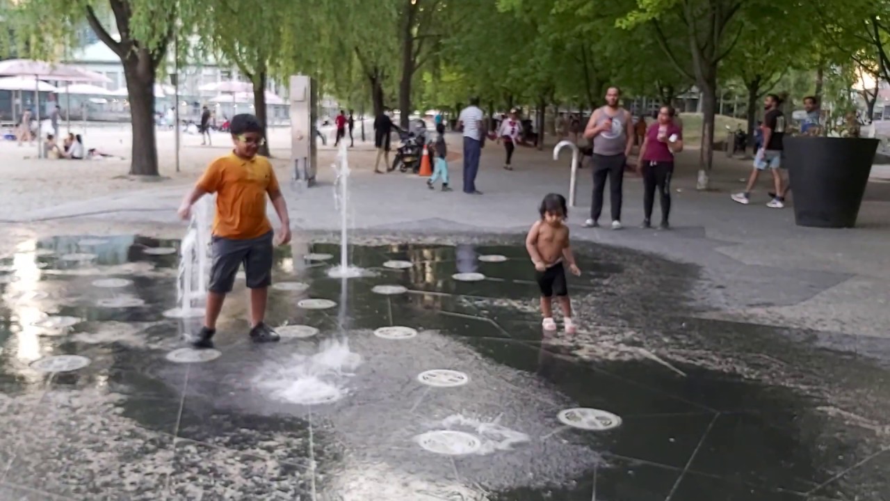 Canada Day, Sugar Beach Park, Toronto - YouTube