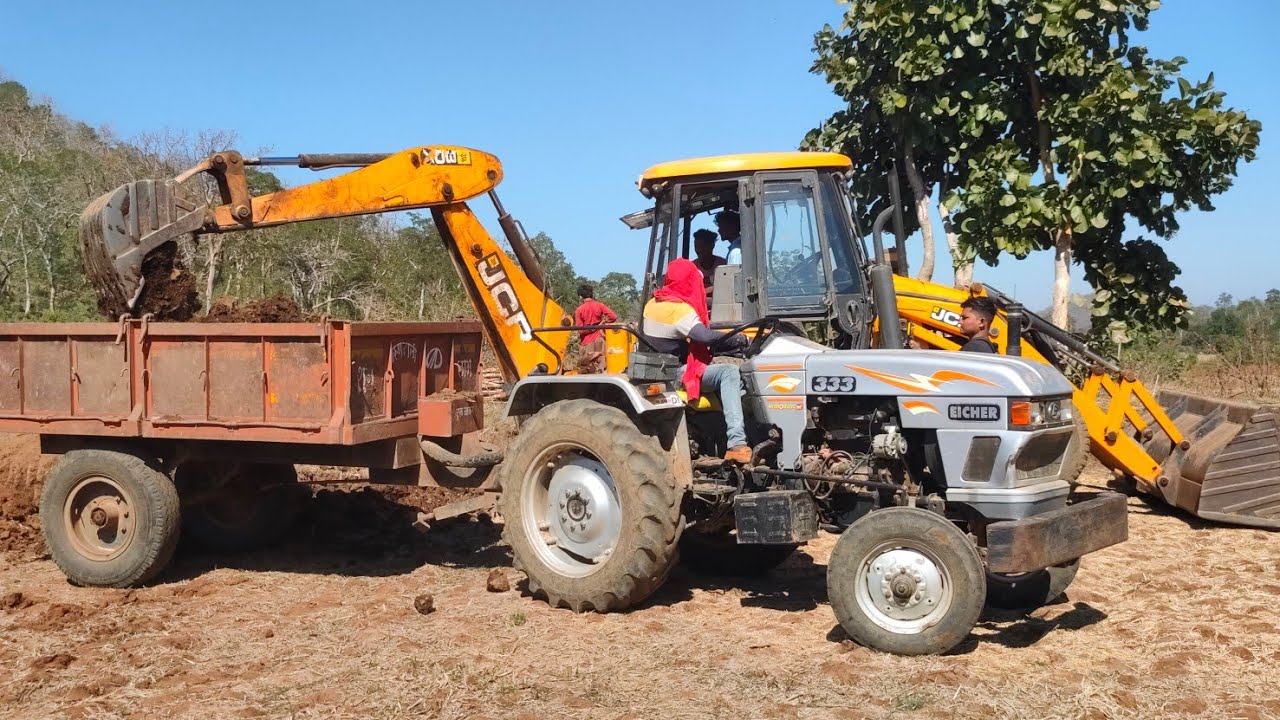 JCB 3dx Loading in Trolley Fully Loaded Mahindra 275 Trolley Eicher 242 ...