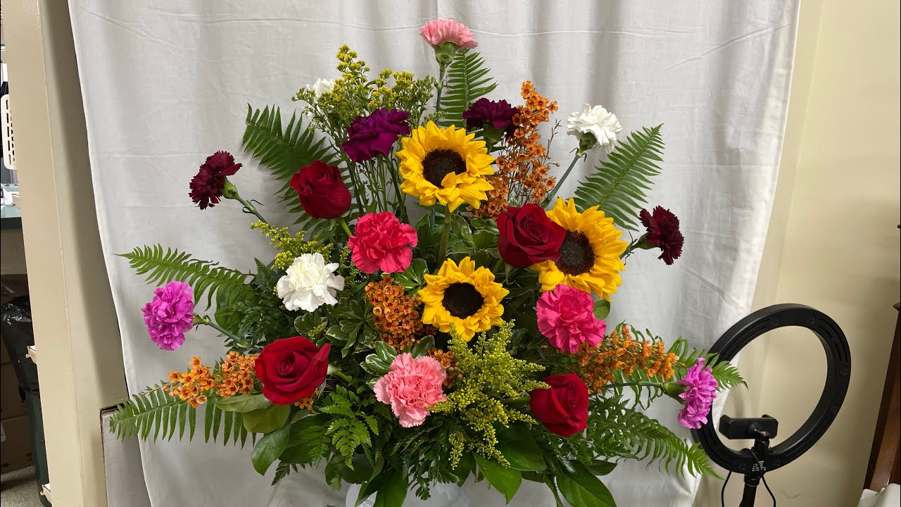 Make a colorful flower mache arrangement - YouTube