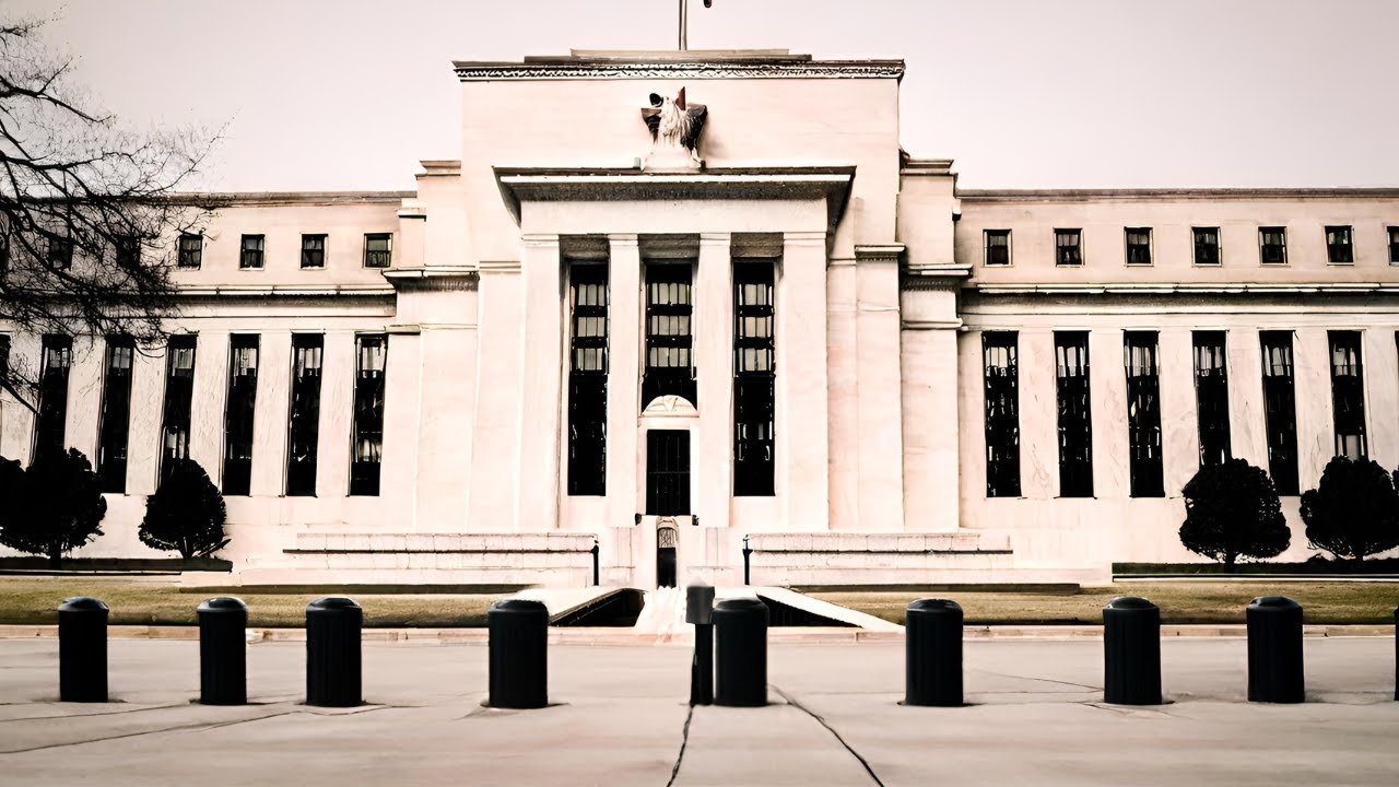 What Is The Federal Reserve: Why They Determine Interest Rates - YouTube