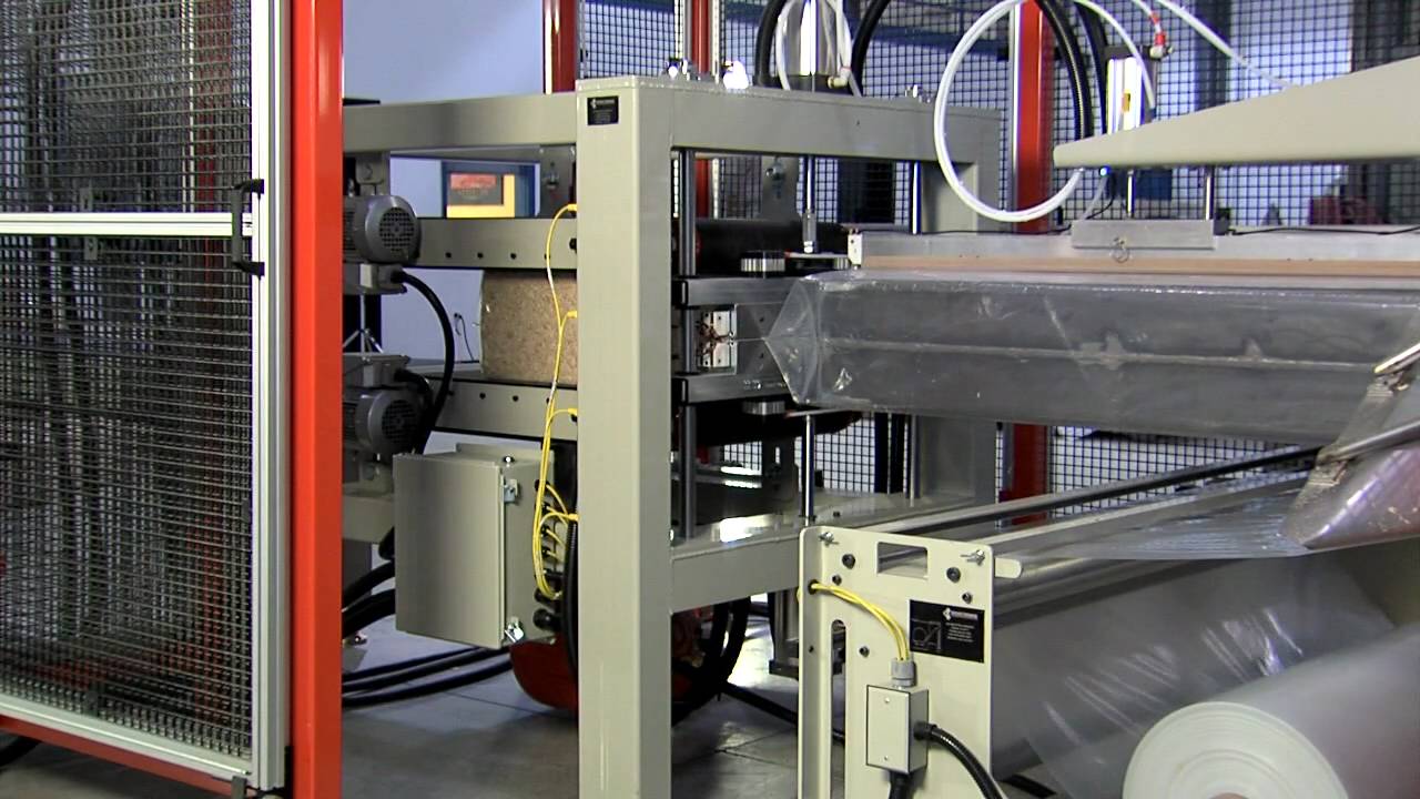 Rethceif RethPACK HC-2020 Horizontal Compression Bagger - YouTube