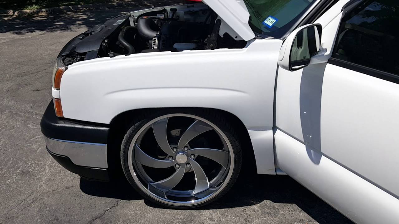 2007 Chevrolet Silverado Classic on 24" US Mags Billets - YouTube