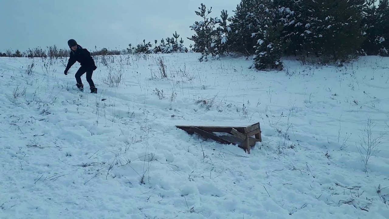 How to make a Snowboarding Ramp/Box - YouTube