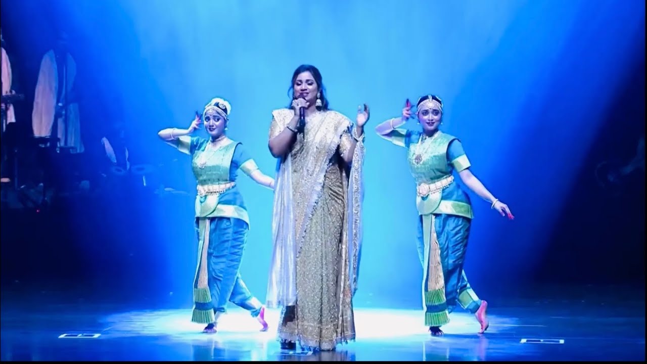 Shreya Ghoshal Live at WAVES SUMMIT 2025| NMACC| Shreya Naranje|Bharatnatyam Dance - YouTube