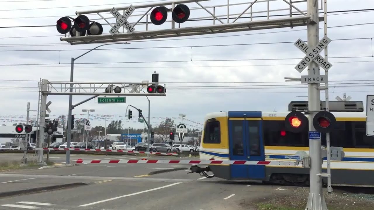 Birkmont Drive Crossing, Sacramento Light Rail, CAF Trams, Folsom CA ...