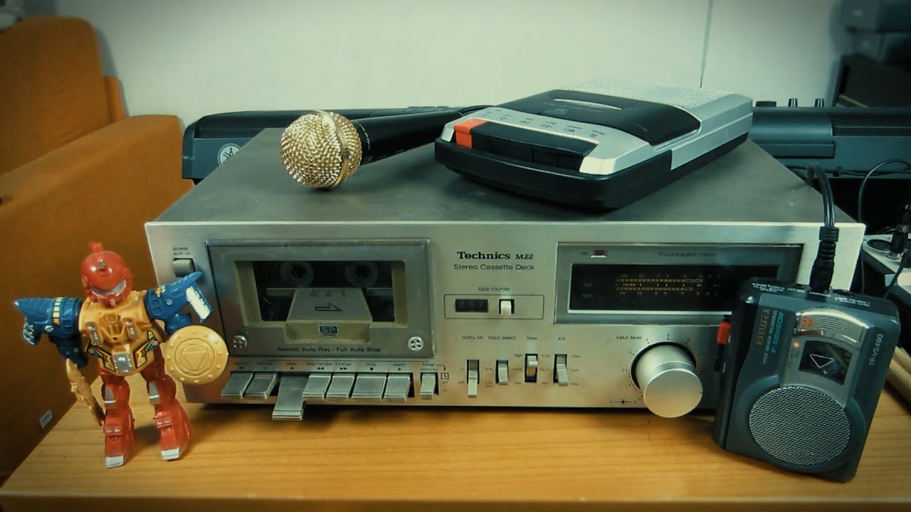TAPE LOOP Over DRUMS IMPROVISATION recorded on CASSETTE DECK - YouTube