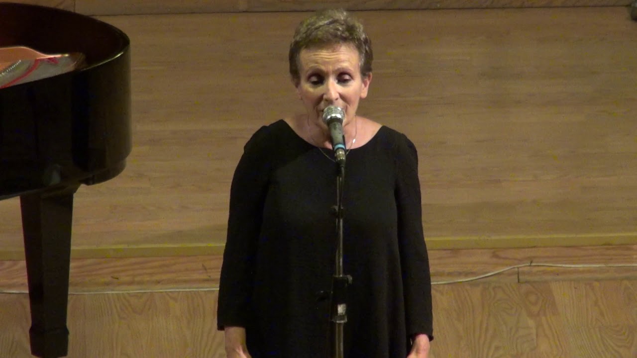 Sanda Weigl, într-un emoţionant concert eveniment, la Bistriţa ...