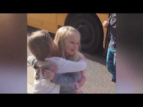 Gulmeli usaq videolari  Yepyeni