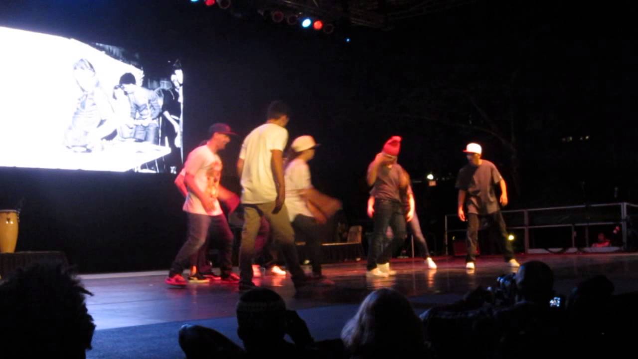 ROCK STEADY CREW DANCING TO (BLACK FOOT) - YouTube