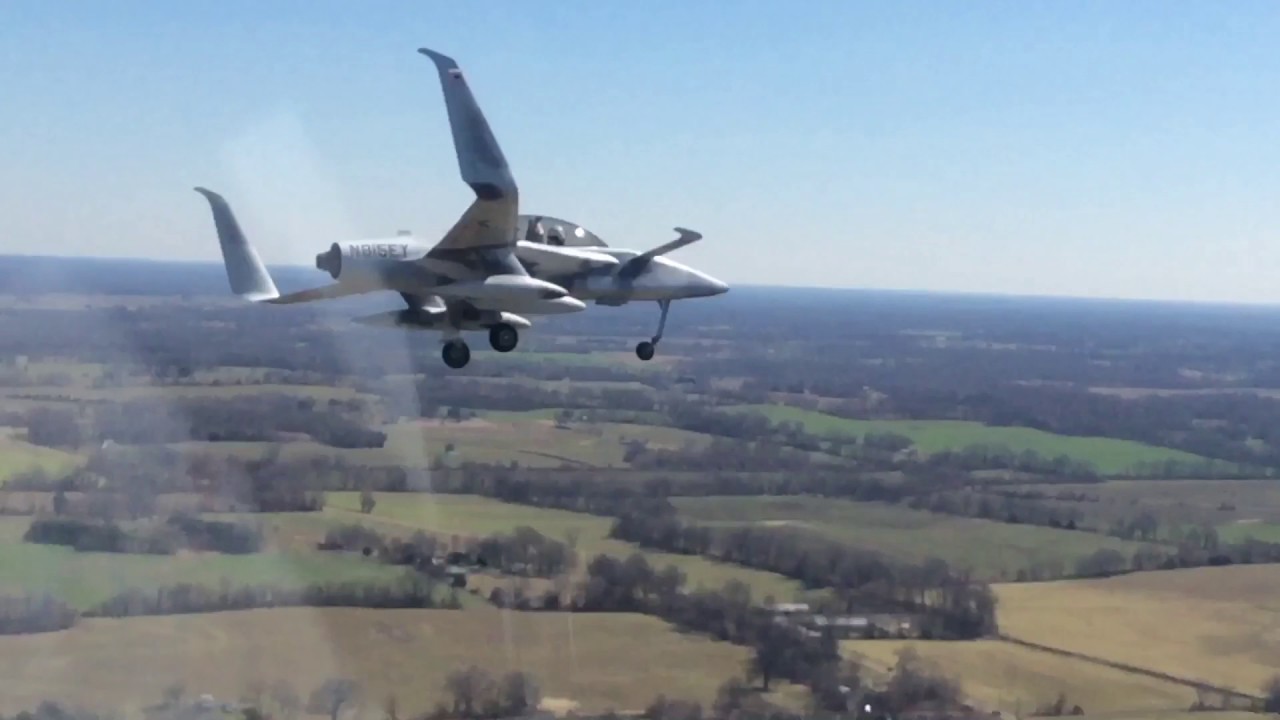 Second flight of Lances Jet to music - YouTube