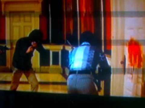 Scarface (Caracortada) Final Scene Audio Español Latino - YouTube
