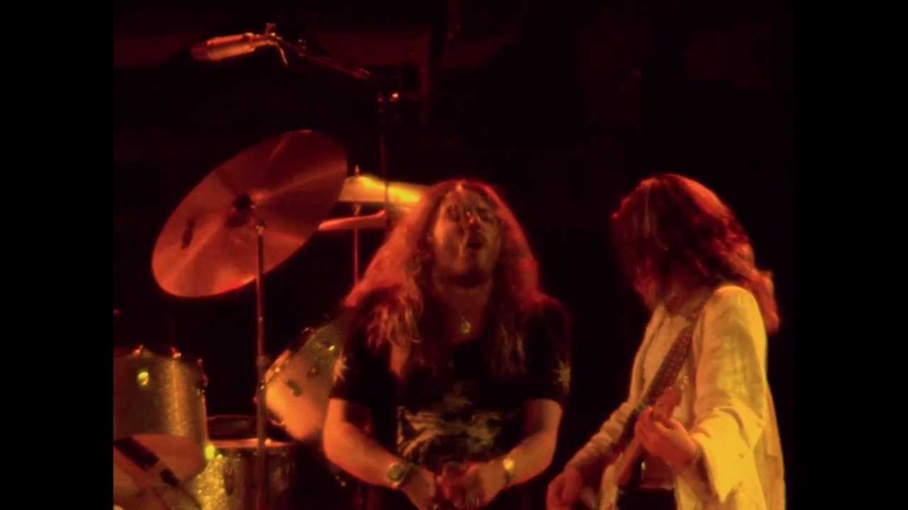 Deep Purple You keep on moving - YouTube