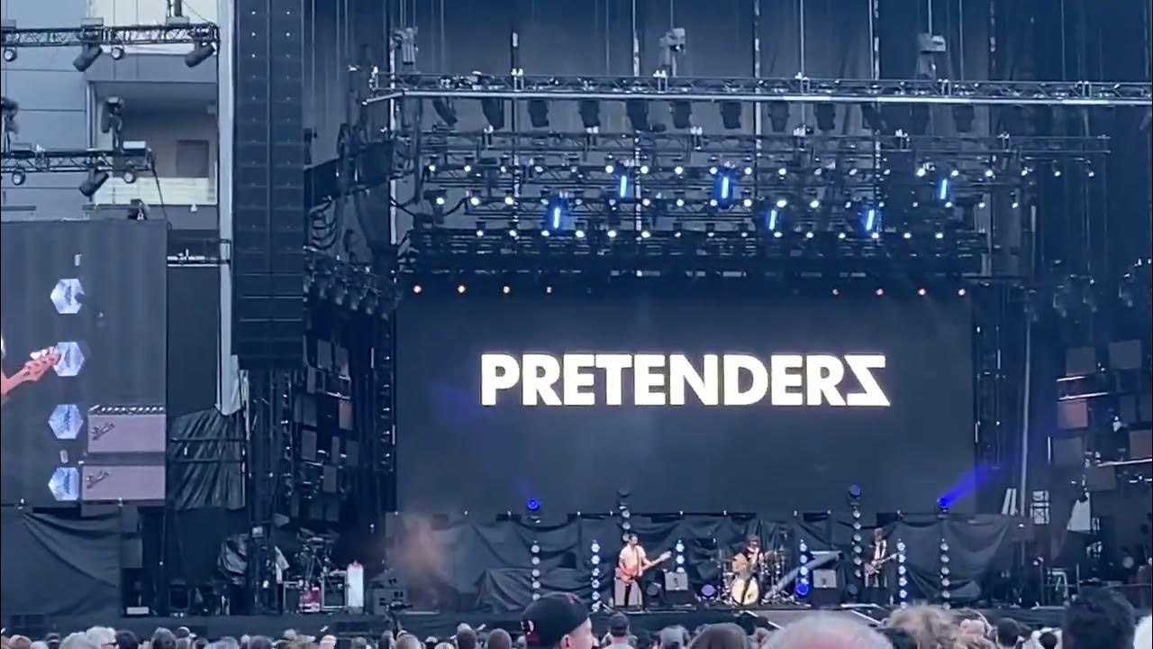 The Pretenders perform “Mystery Achievement” in Portland, Oregon 8/16 ...