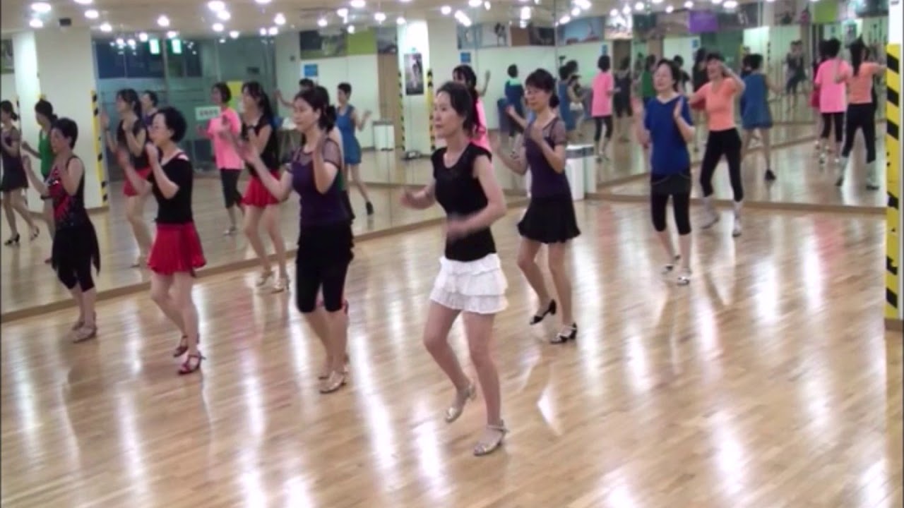 The Locomotion -(사)한국라인댄스협회-남양주지회(Dance & Count)-Beginner - YouTube