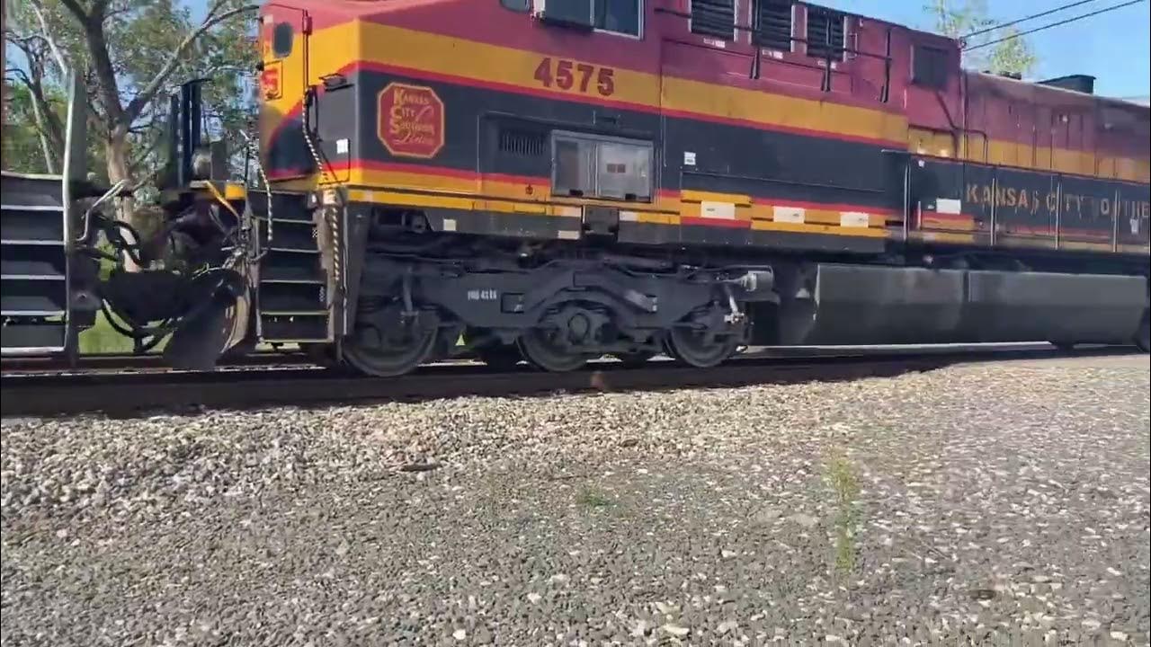 Railfanning Houston Tx 8/2/2024 with LHF Kcs and ex sp unit - YouTube